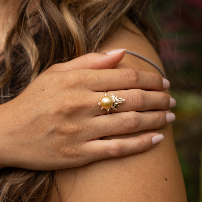 Hawaiian Sunrise South Sea Gold Pearl Ring in Yellow Gold & Diamonds