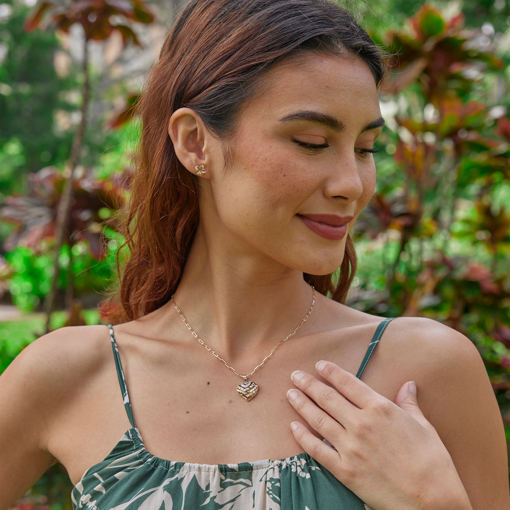 Aloha Heart Pendant in Gold with Diamonds - 18mm